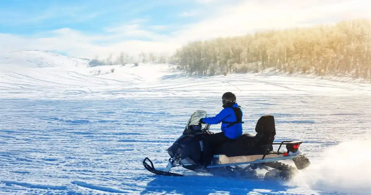 Snowmobile License Requirements & State Regulations | Trusted Choice