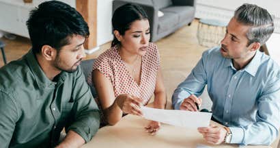 What Is an Insurance Broker? | Trusted Choice