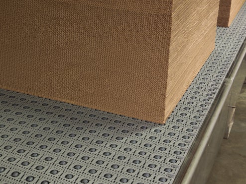 Tapis transporteurs et équipement pour matériaux ondulés | Intralox