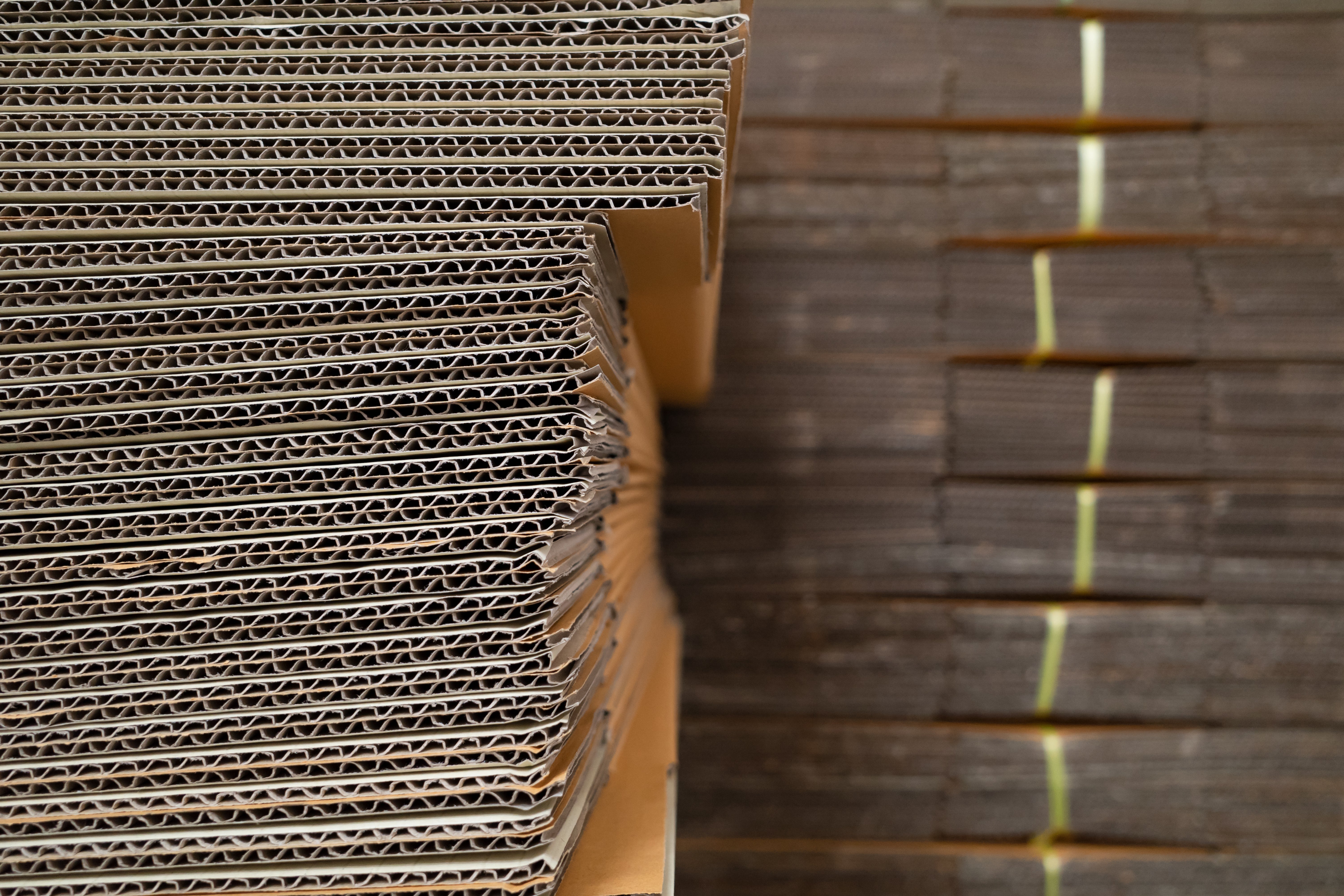 Corrugated Material Conveyor Belts & Equipment | Intralox