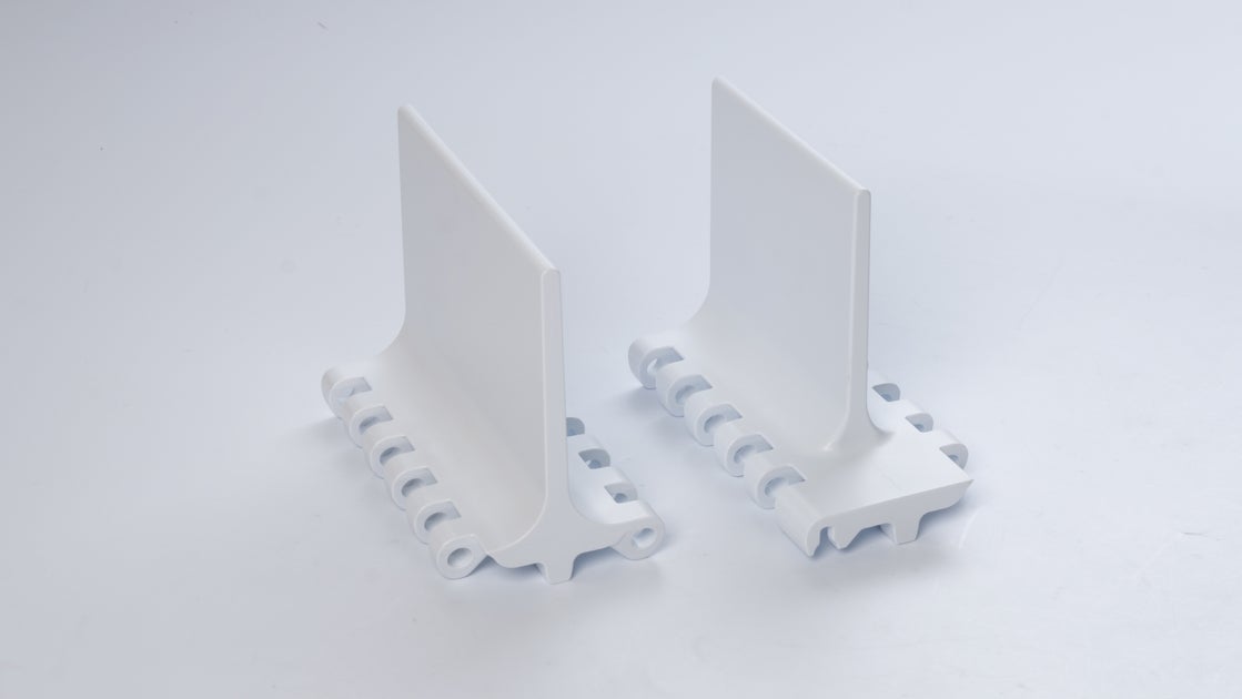 Series 1800 Impact Resistant Flights | Belt Finder | Intralox