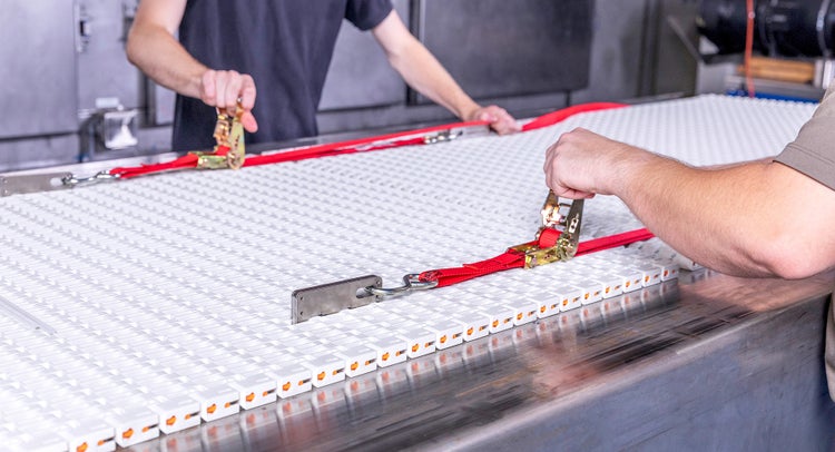 One Tool to Simplify Dip Tank Belt Maintenance | Intralox