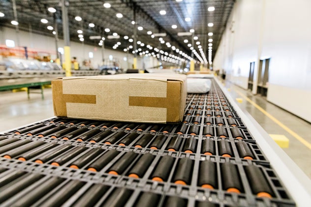 Logistics & Material Handling Automation | Intralox