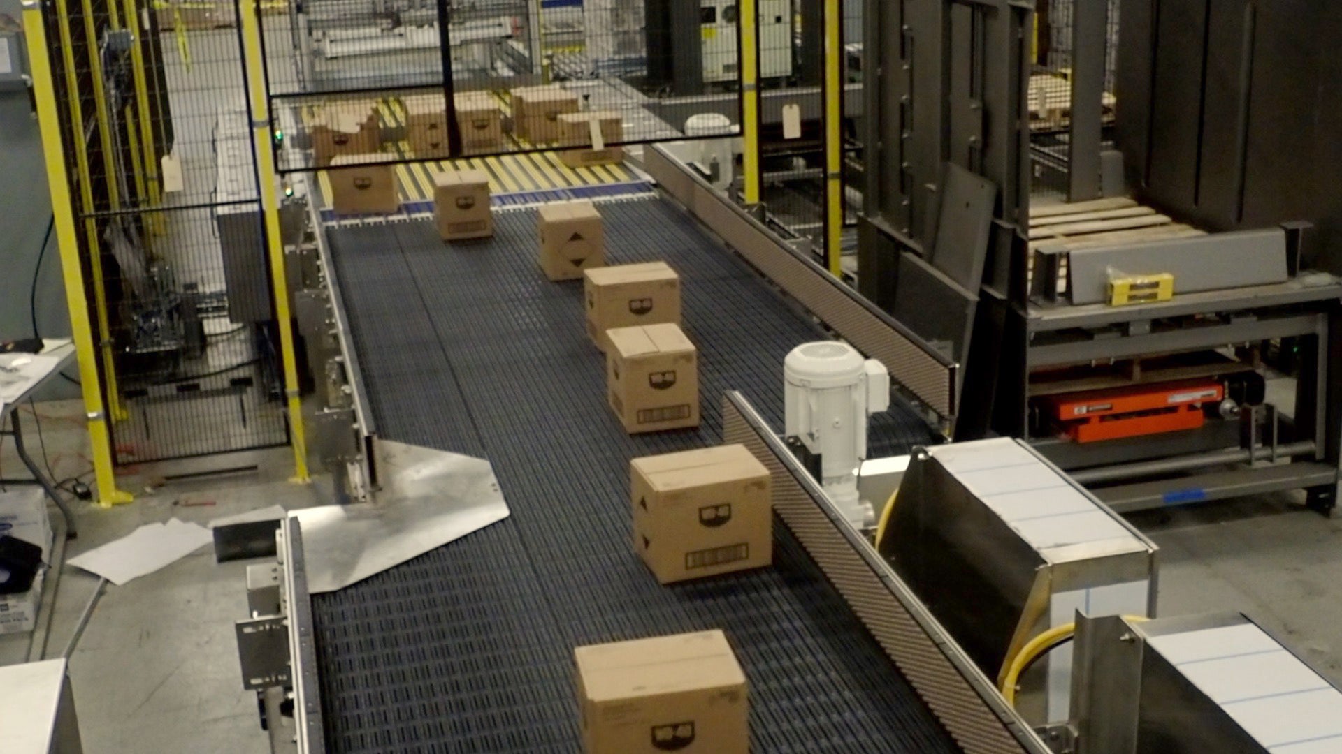 ARB Activated Roller Belt Conveyors & Equipment | Intralox