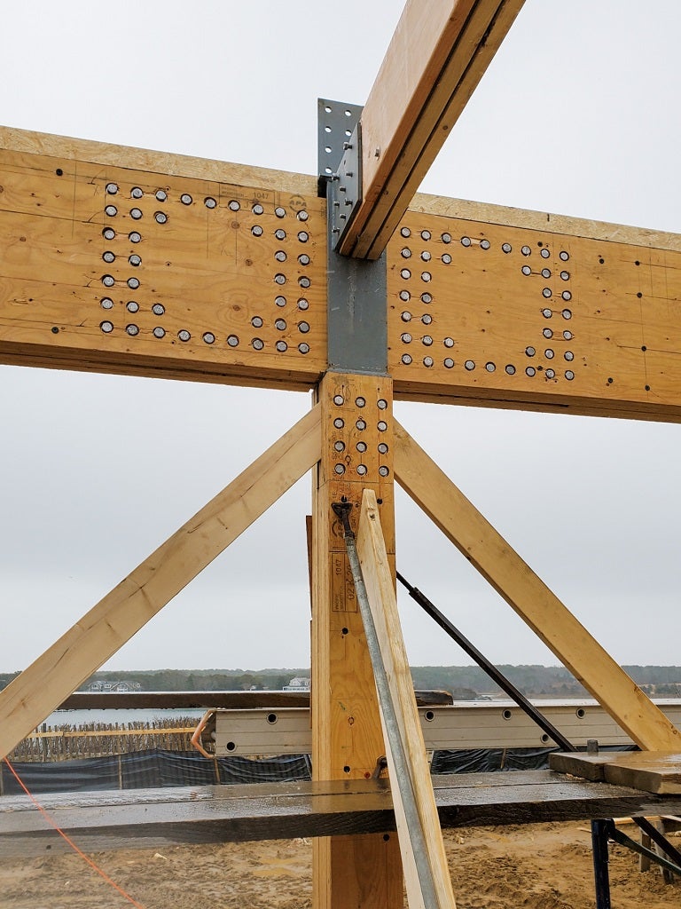Steel-to-timber connections | IDEA StatiCa