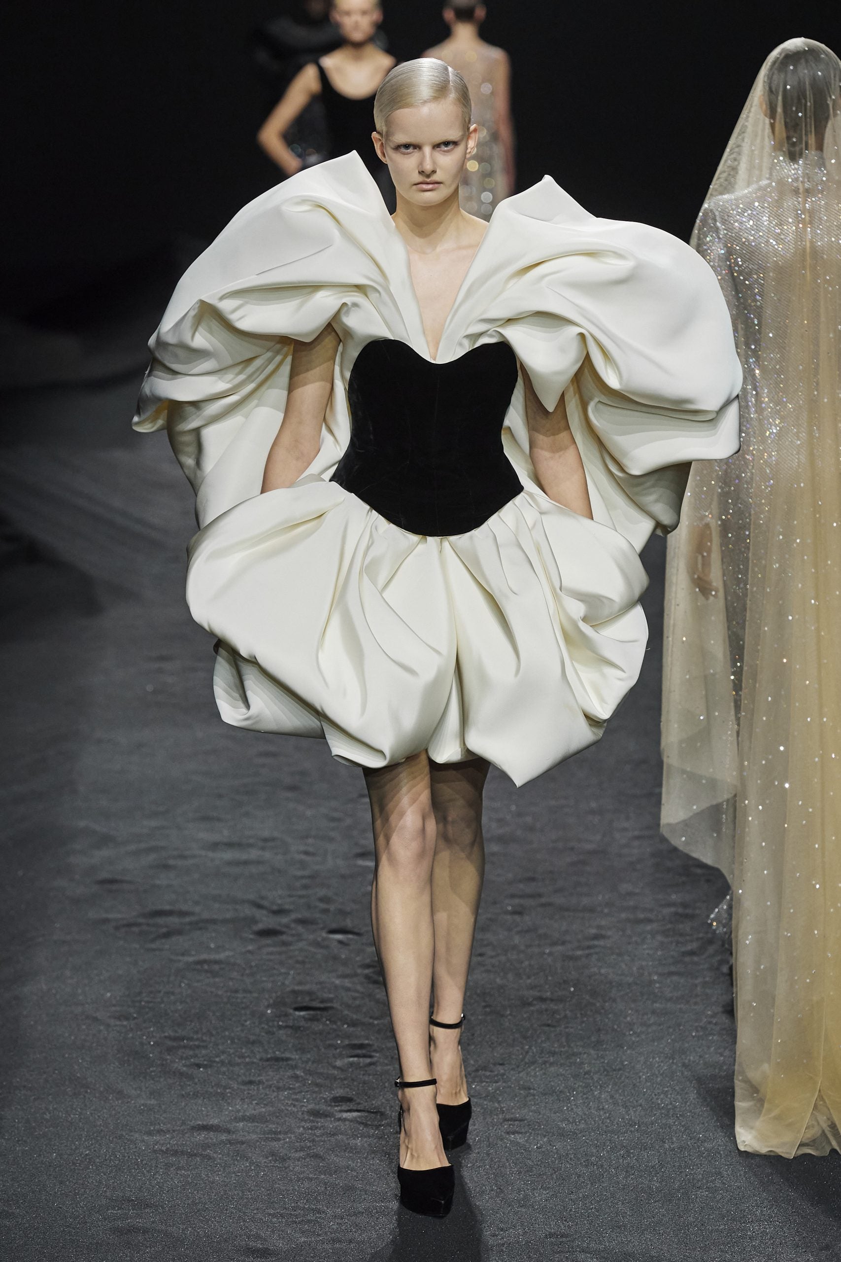 Nothing Beats Arab Designers on the Couture Runways | Savoir Flair