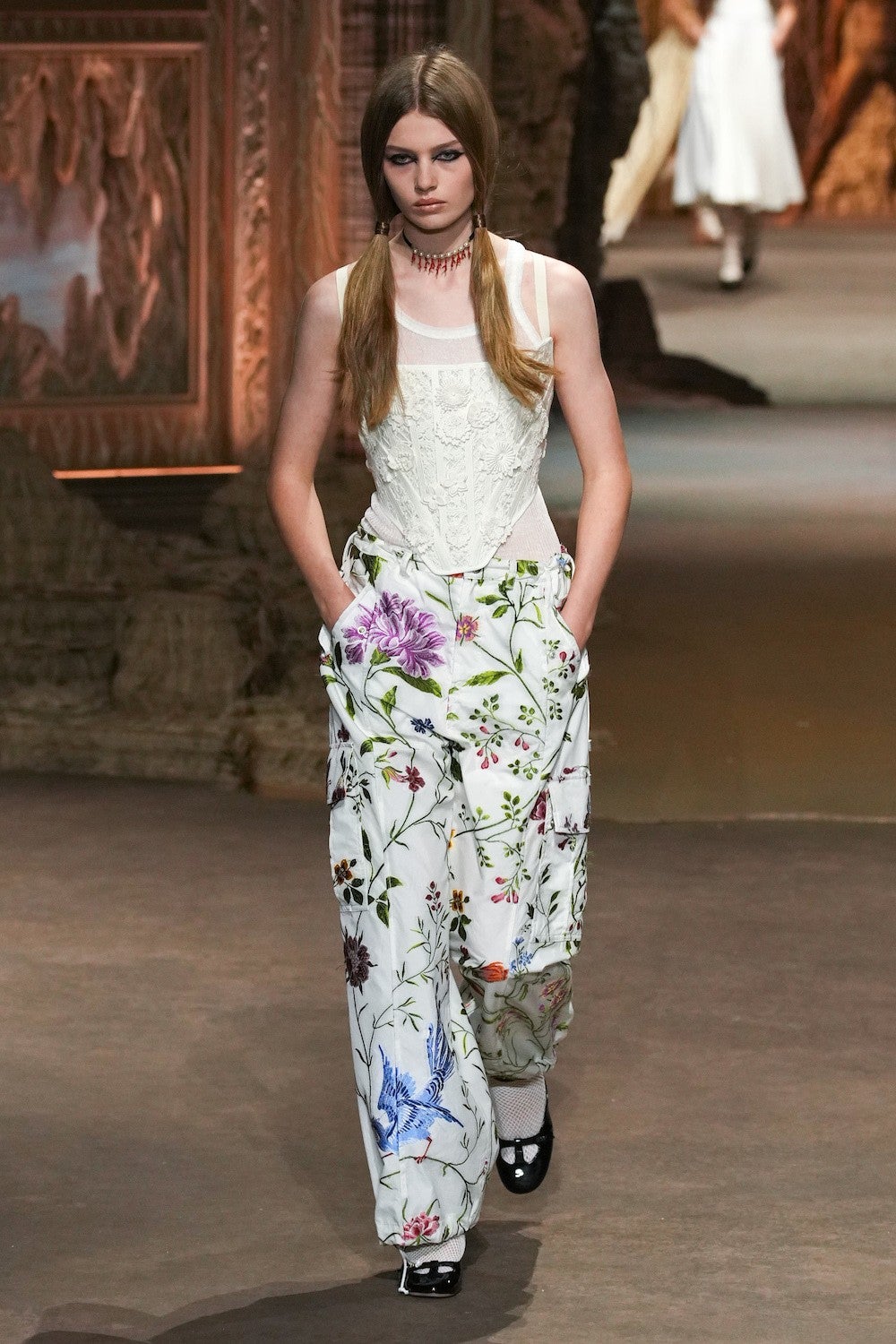 At Dior, 16th and 21st Century Influences Create a Whole New Look ...