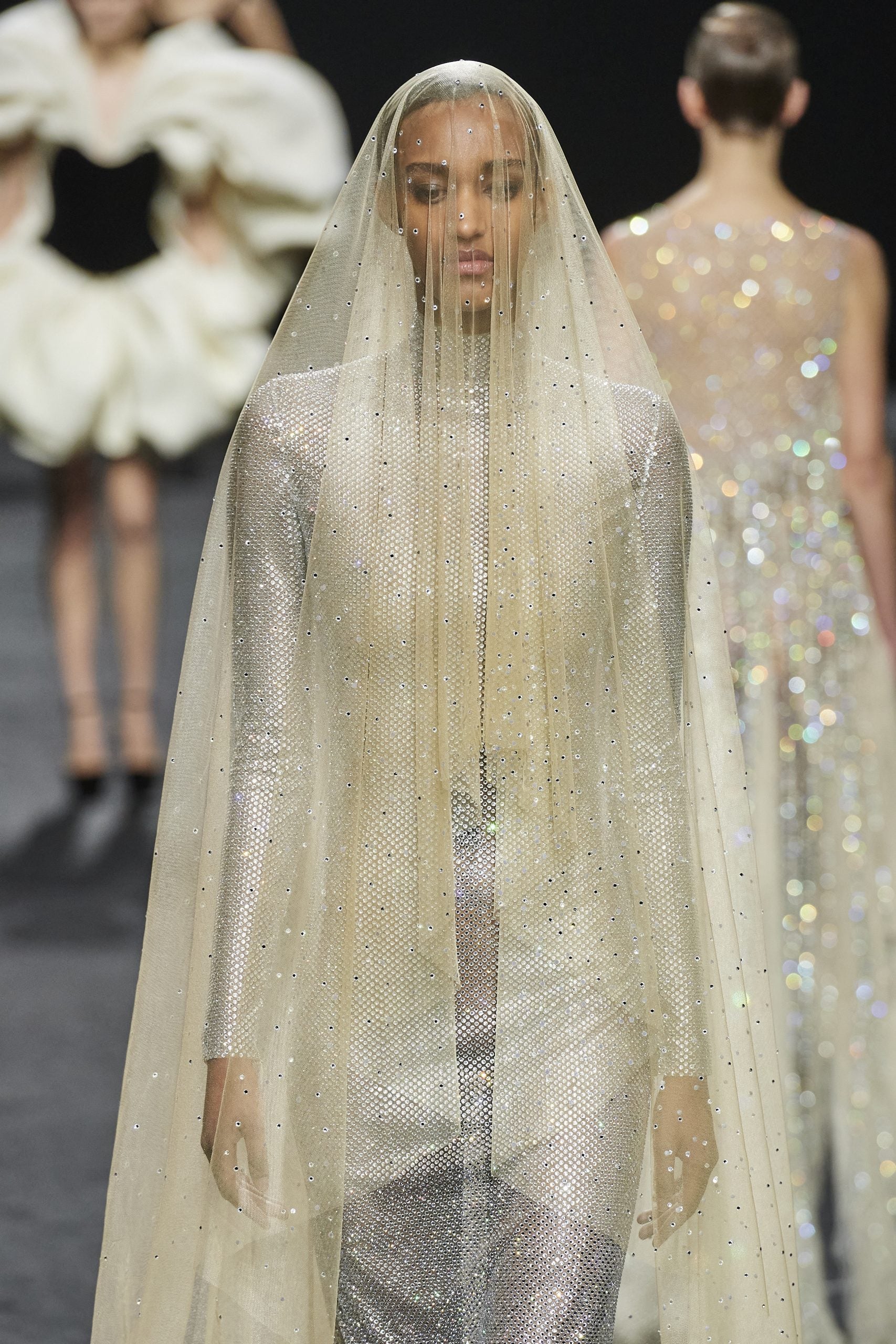 Nothing Beats Arab Designers on the Couture Runways | Savoir Flair