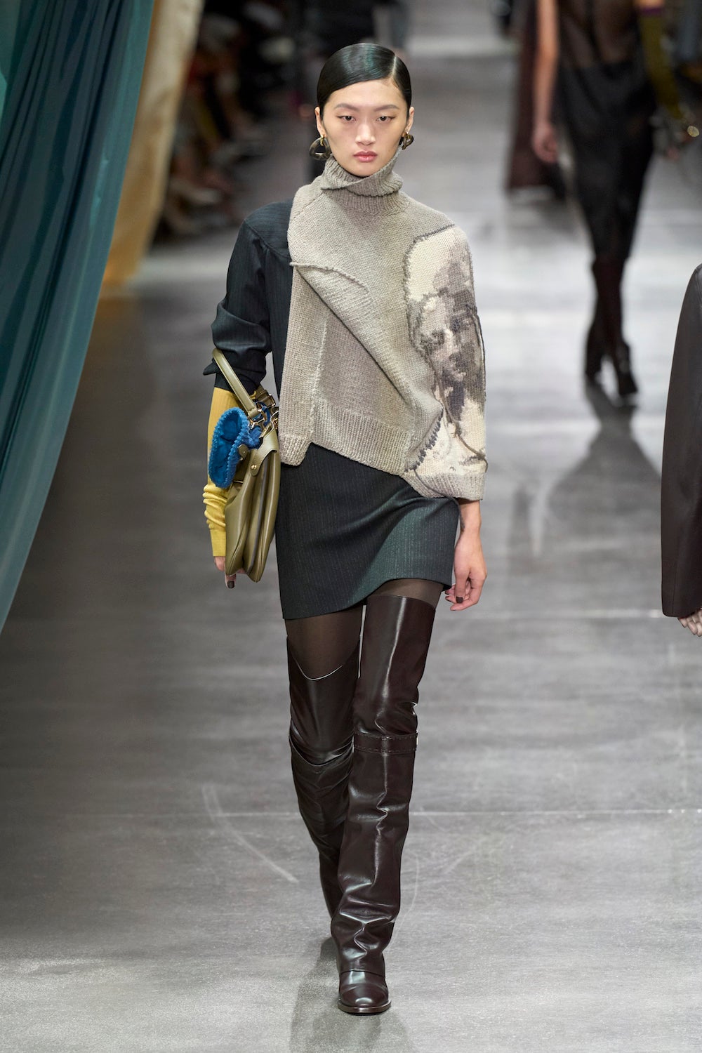 Fendi's Fall/Winter 2024 Vision: Sophisticated Layers of History, Craft ...