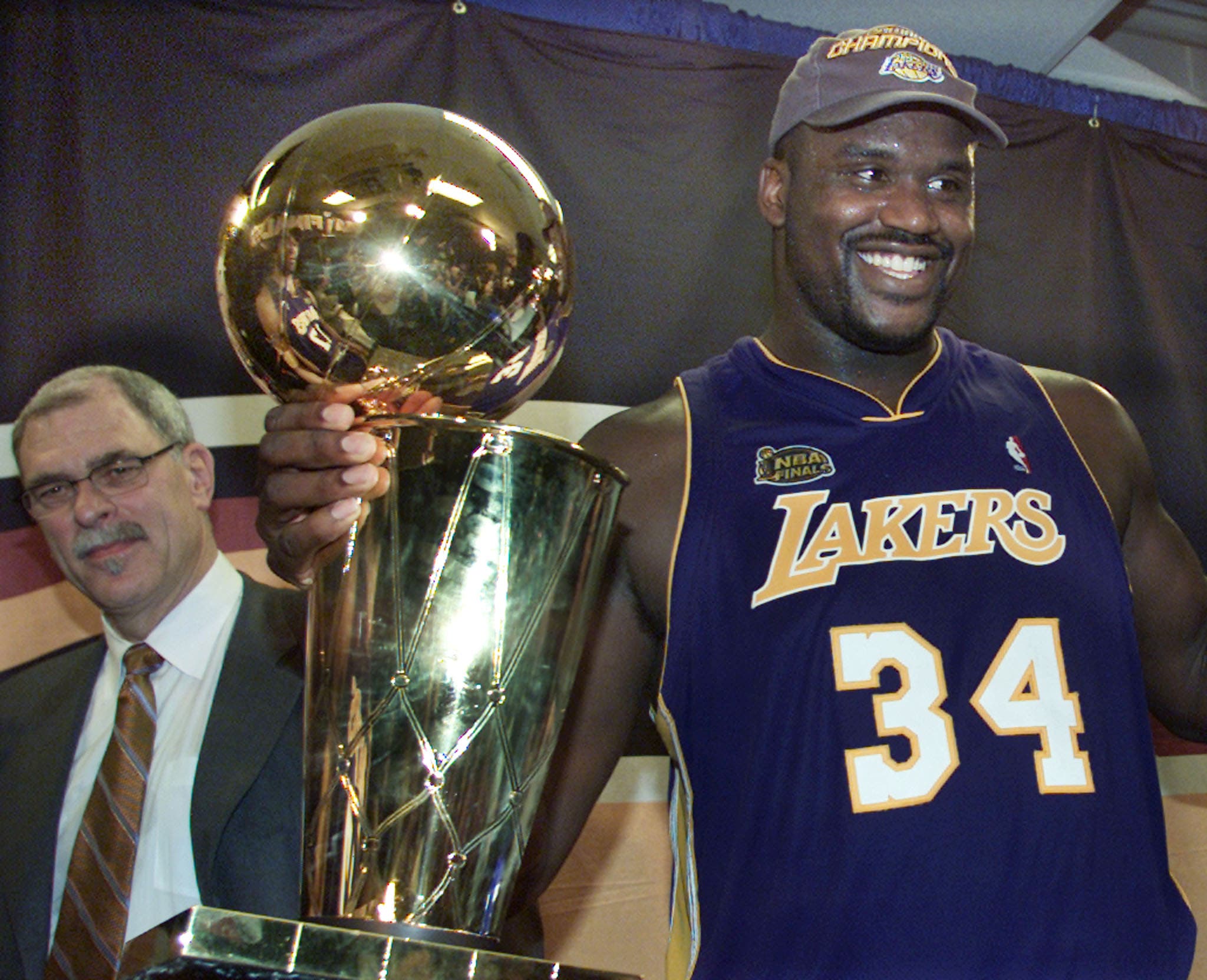 Shaquille O'Neal Plans to Come out of Retirement to... Fight in The UFC ...