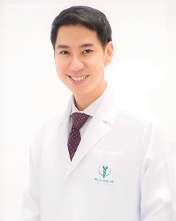 Assoc.Prof.Dr. Parit Mekaroonkamol|Bumrungrad International Hospital