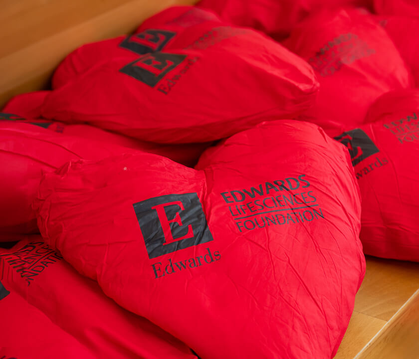 Giving by the numbers | Edwards Lifesciences