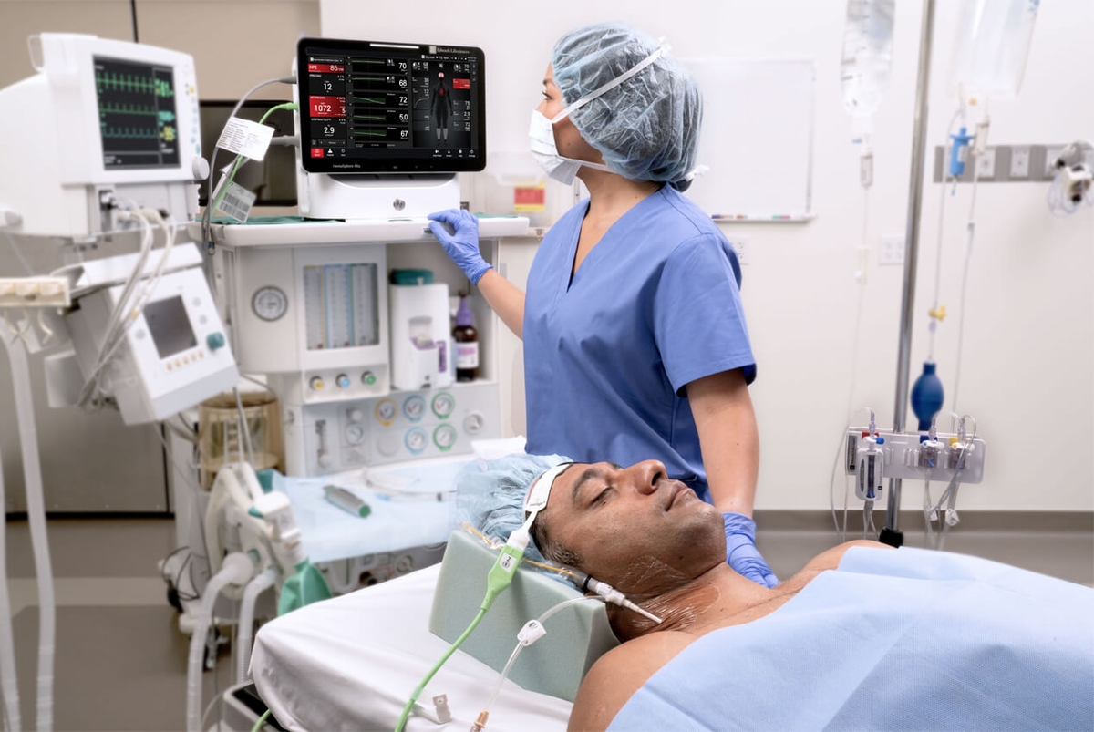 HemoSphere Alta monitor | Edwards Lifesciences