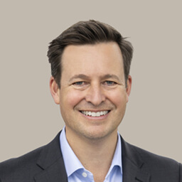 Our leaders | Edwards Lifesciences