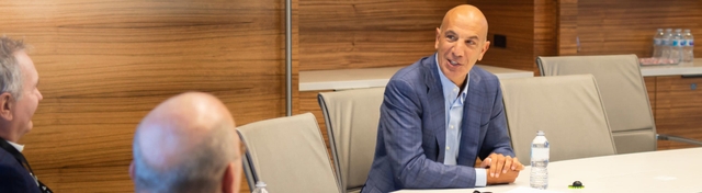 Media gallery | Edwards Lifesciences