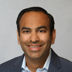 Our leaders | Edwards Lifesciences