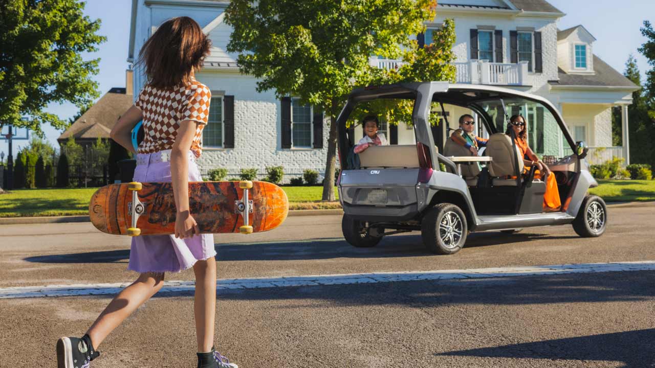 CRU Electric Vehicle| Street Legal, 6 Passenger | Club Car