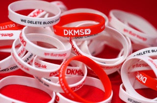 Transportation of Stem Cells | DKMS