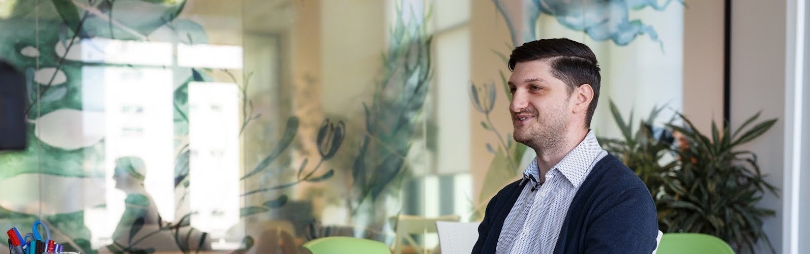 Mihai Medesan - Inside Sales Representative | Crossover