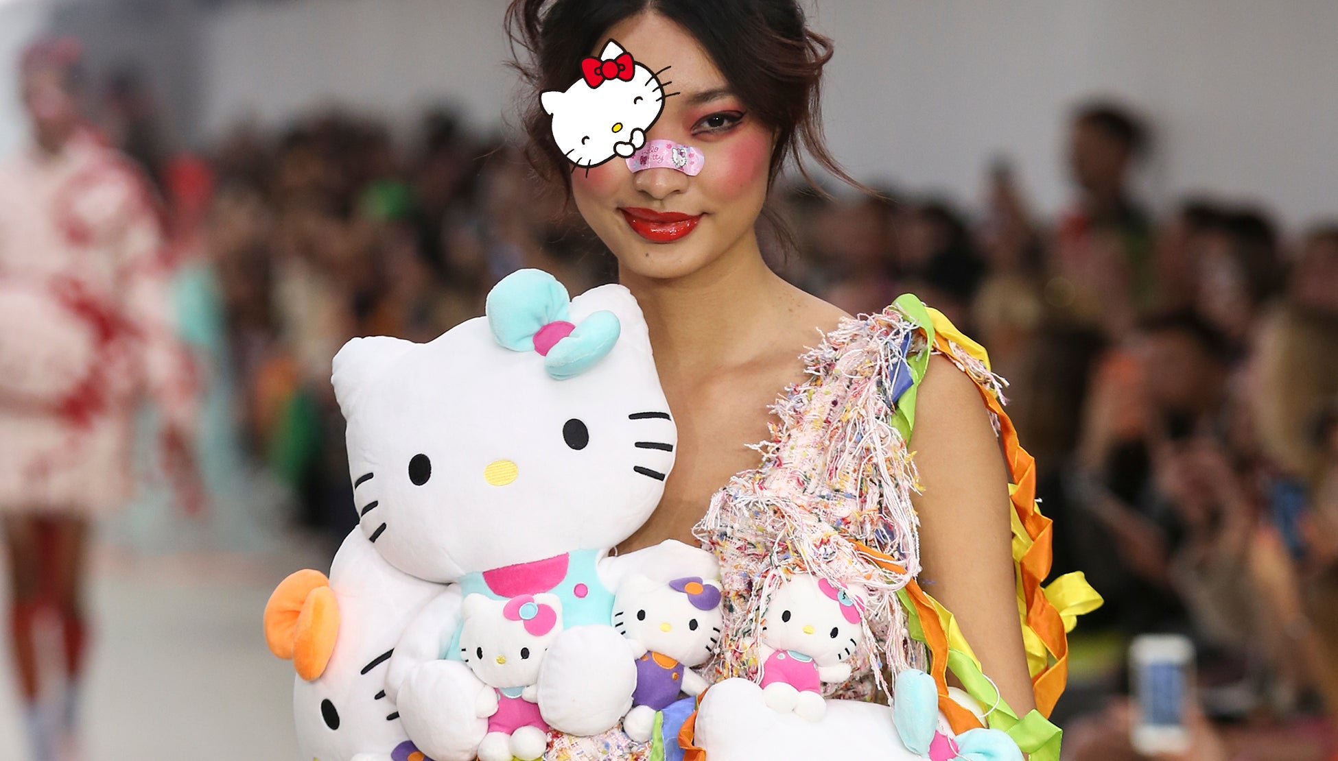 Cesta kolem světa s nejslavnější kočičkou, která ani není kočka | Vogue CS