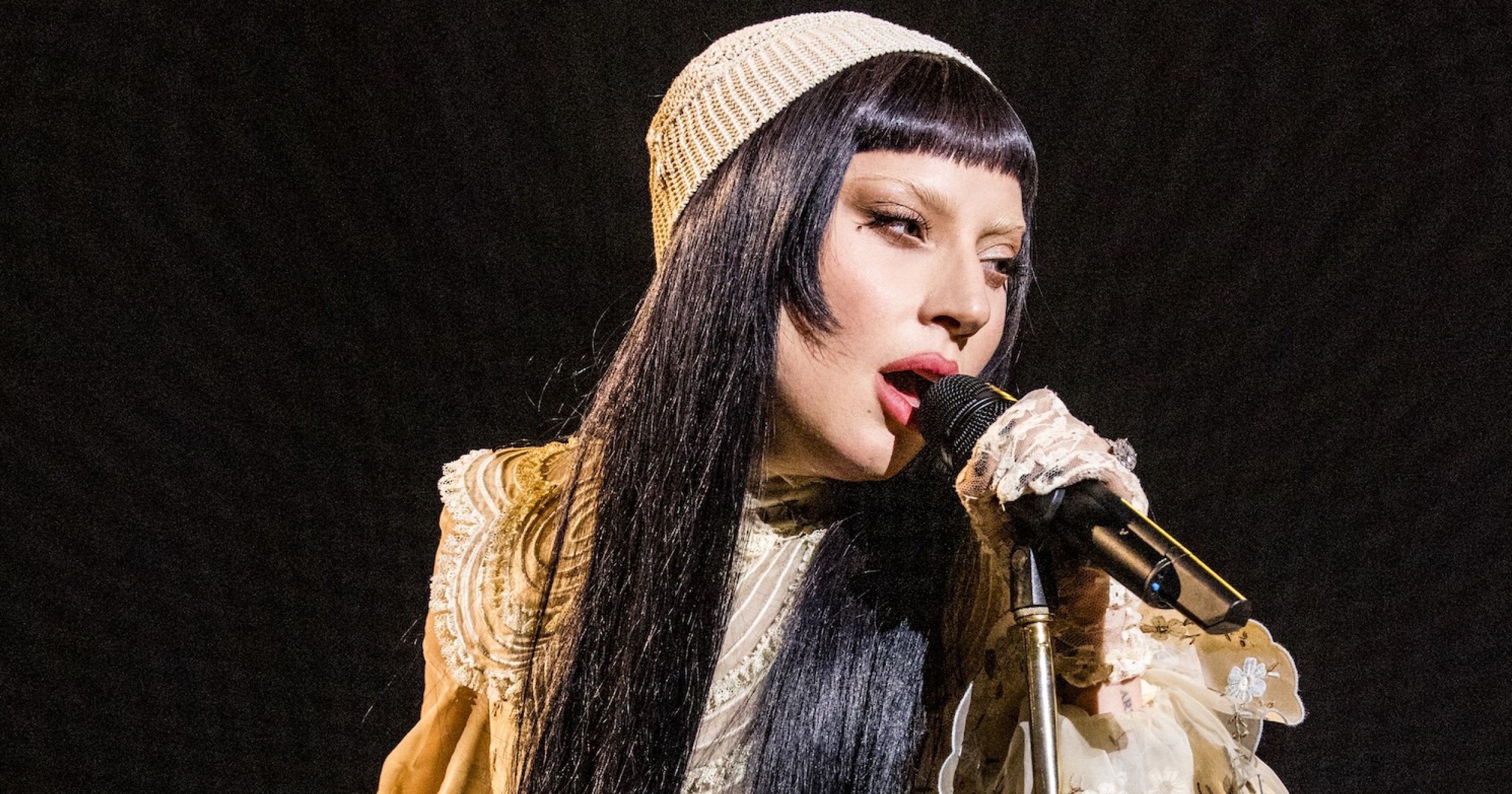 Let's get radical! Pusťte si do uší playlist inspirovaný únorovým vydáním Vogue CS | Vogue CS