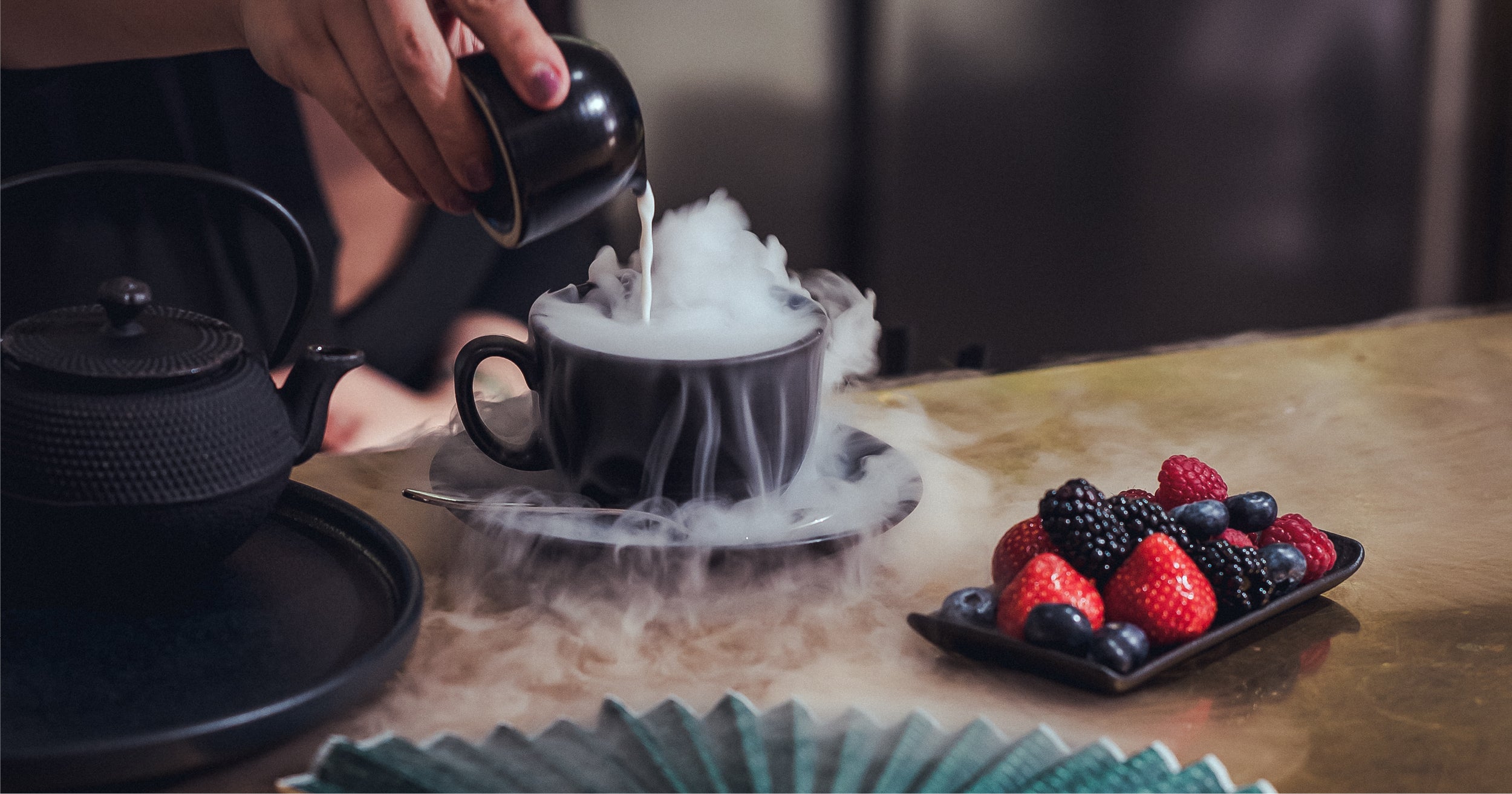 Zimní drinky, které musíte v Praze ochutnat, a fancy místa, kde je mají