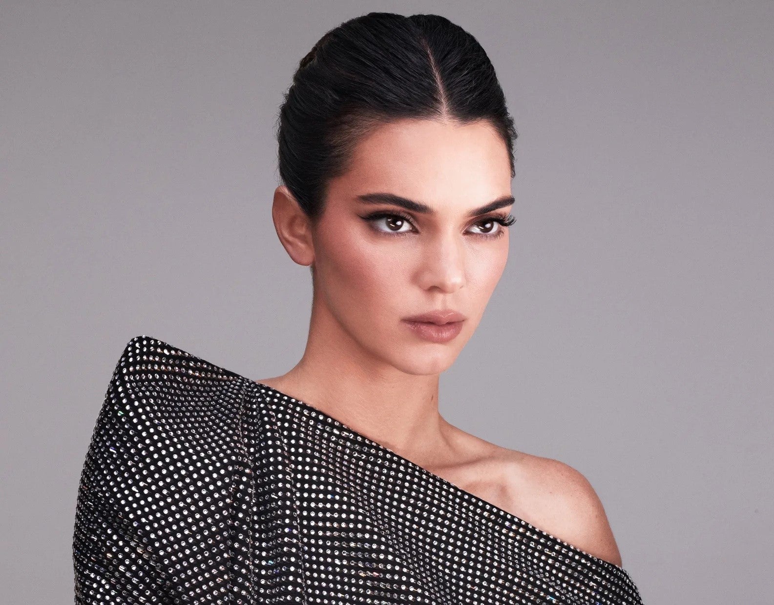 Kendall Jenner dokazuje, že za to stojí, a do životopisu si připisuje ...