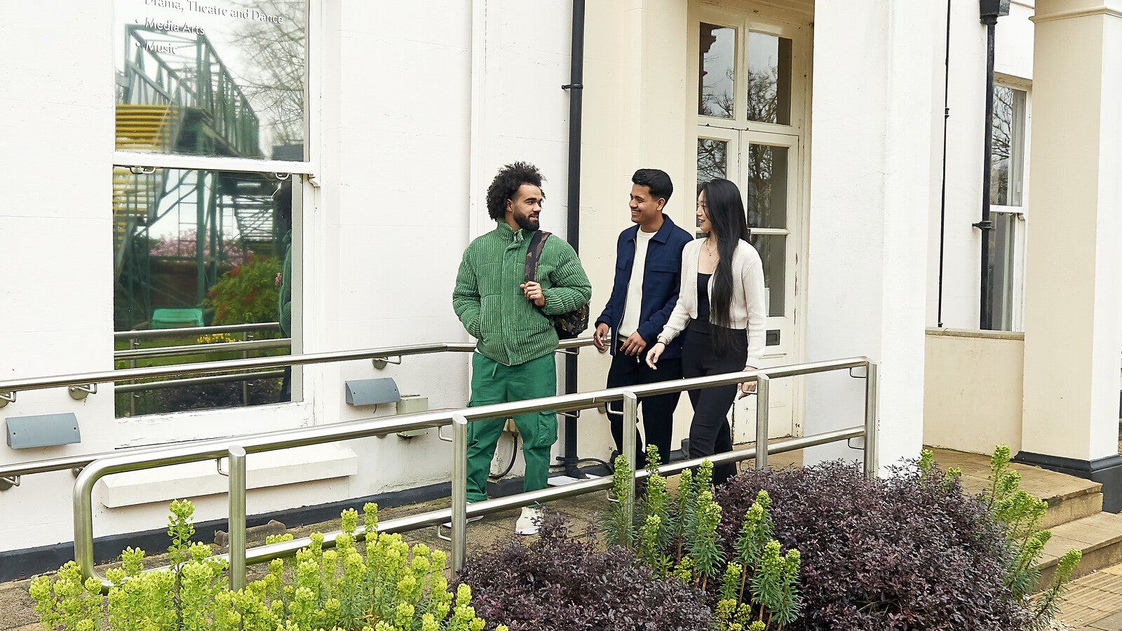 About International Study Centre | RHUL ISC