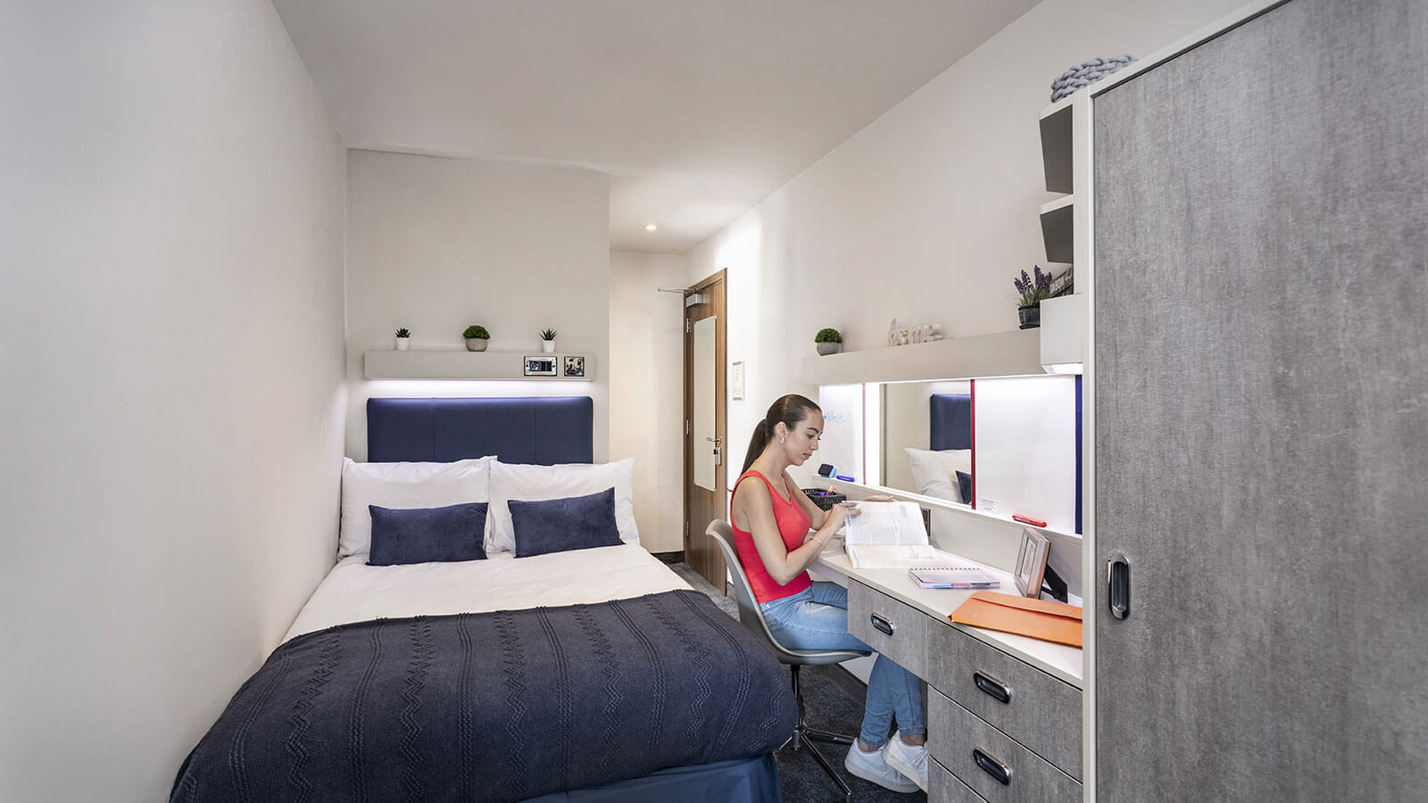 Student accommodation and prices | Leeds Beckett University ISC