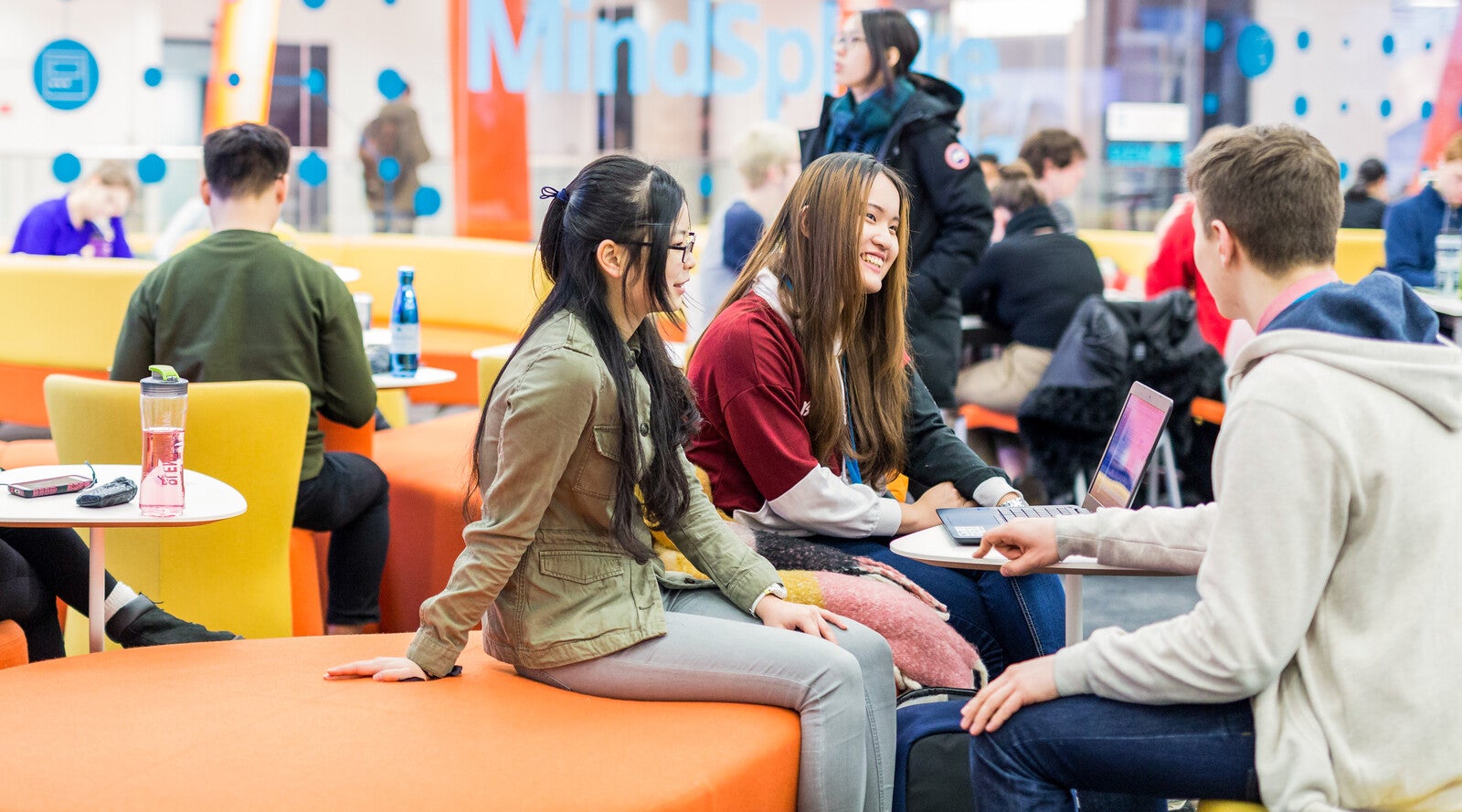 Study economics in the UK