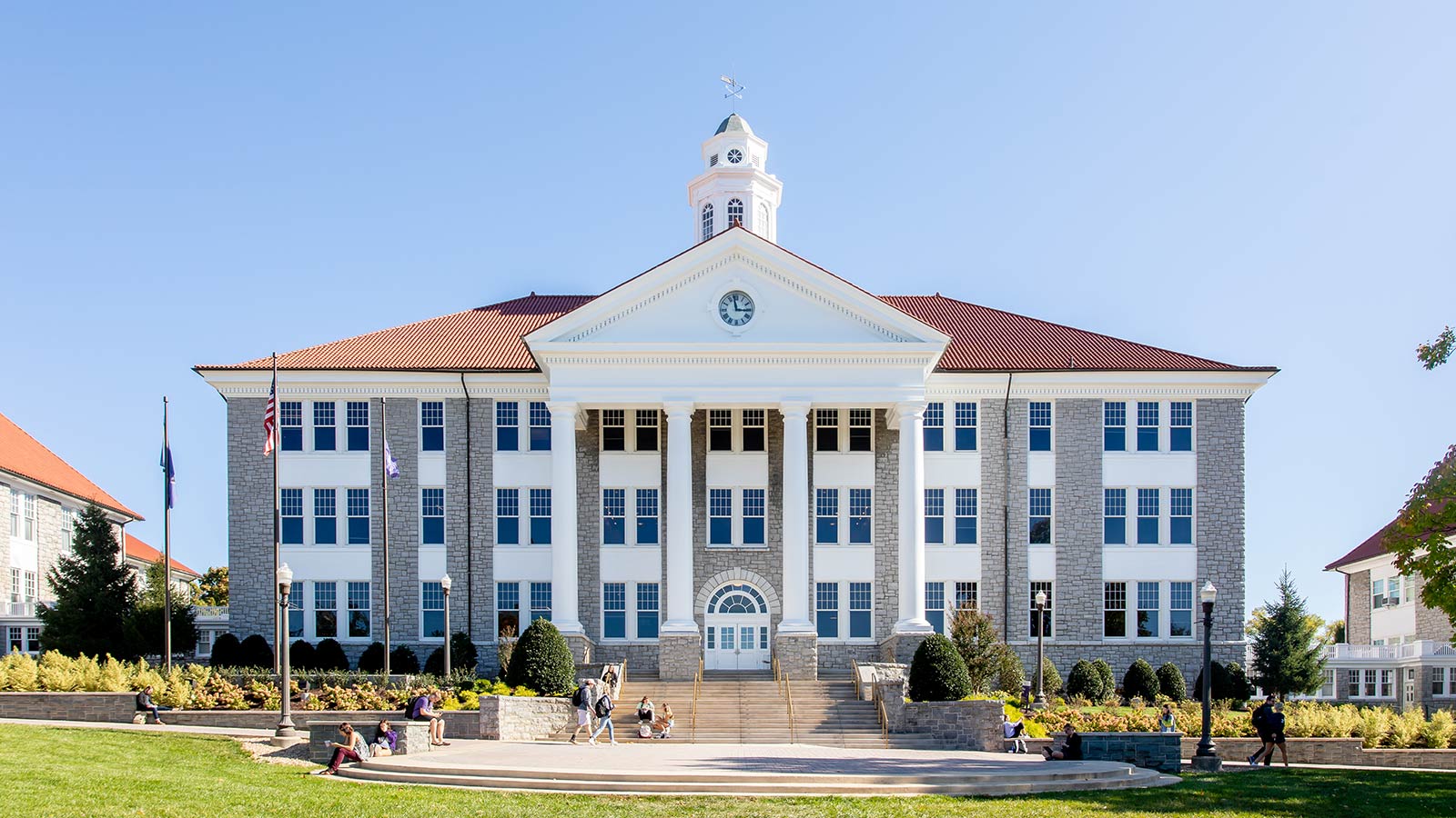 Private vs public universities