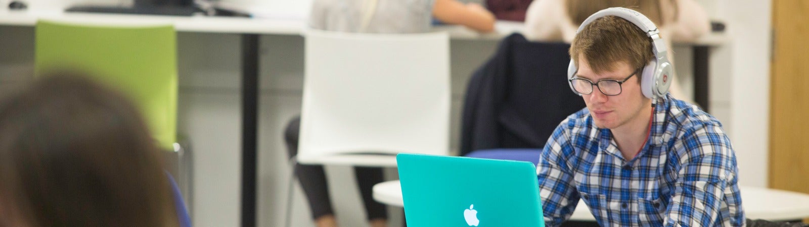 Tuition Fees for Pathway Programme and Payment | Leeds ISC