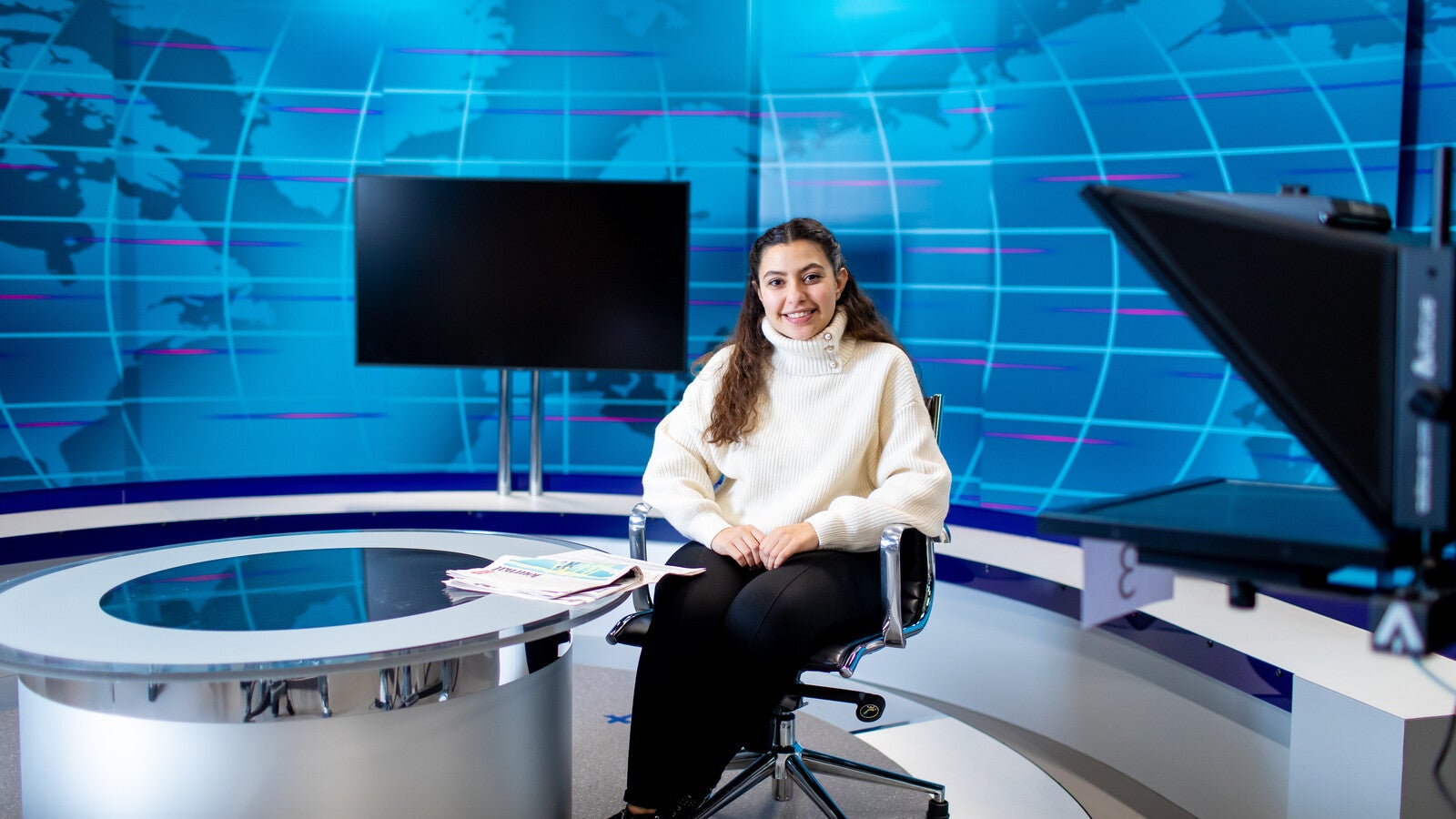 Why study journalism? 7 benefits of a journalism degree