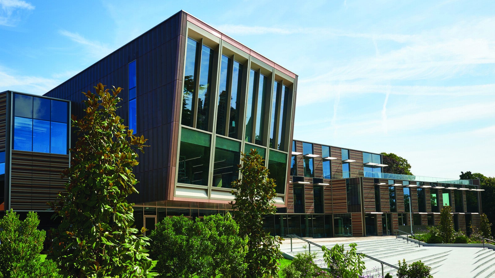 Royal Holloway University Campus Facilities and Location | Royal ...