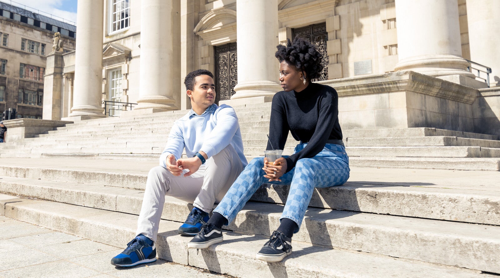 Pathway programmes and courses | Leeds Beckett ISC