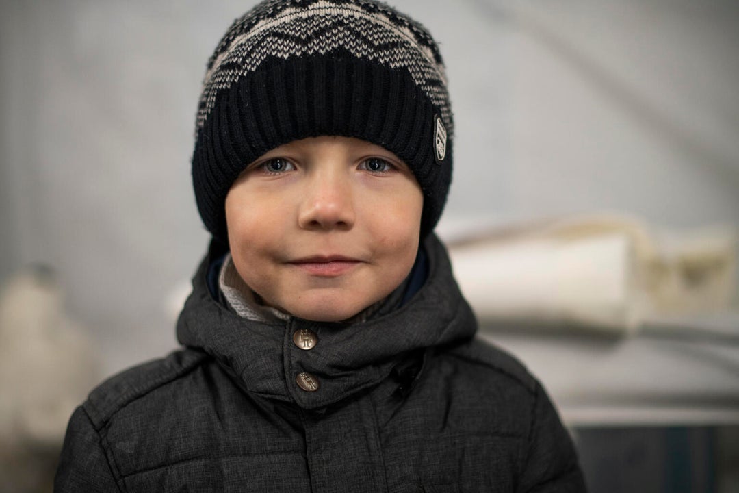 Donate monthly to support children in emergencies | UNICEF Australia