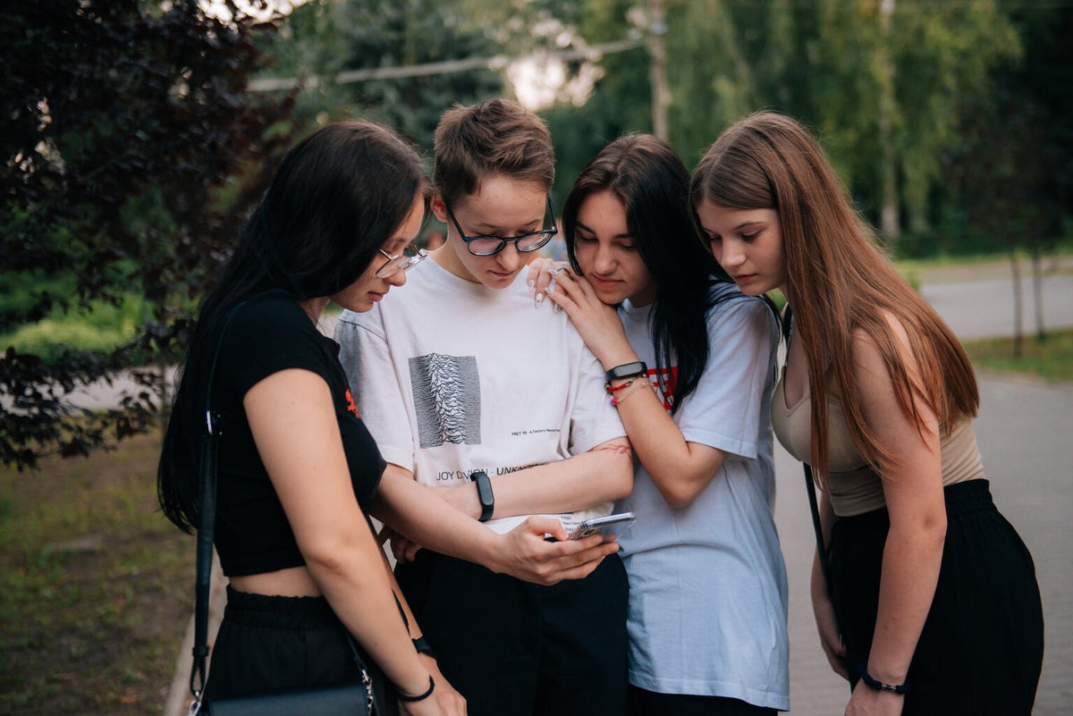 How to be a good friend online | UNICEF Australia