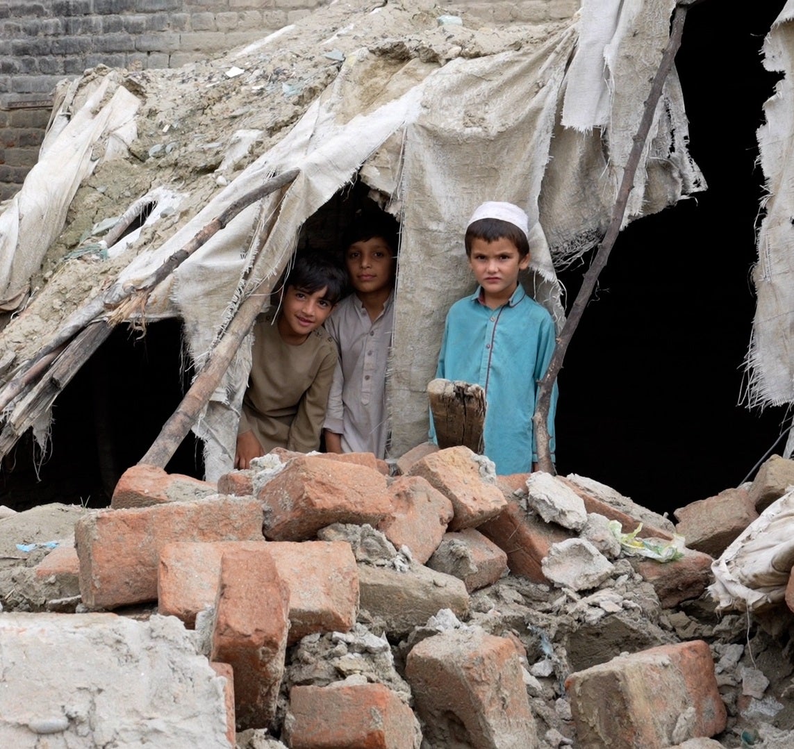 Help children when disaster strikes | UNICEF Australia