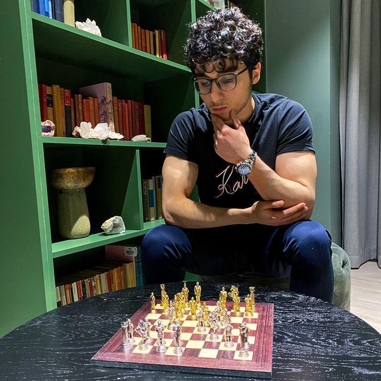 The Life of a Chess Champion with Borna