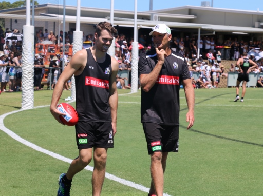 Collingwood open training a big hit