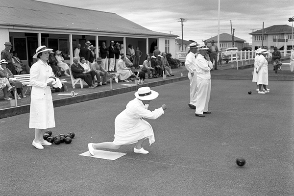 Backward Glance: history of lawn bowls
