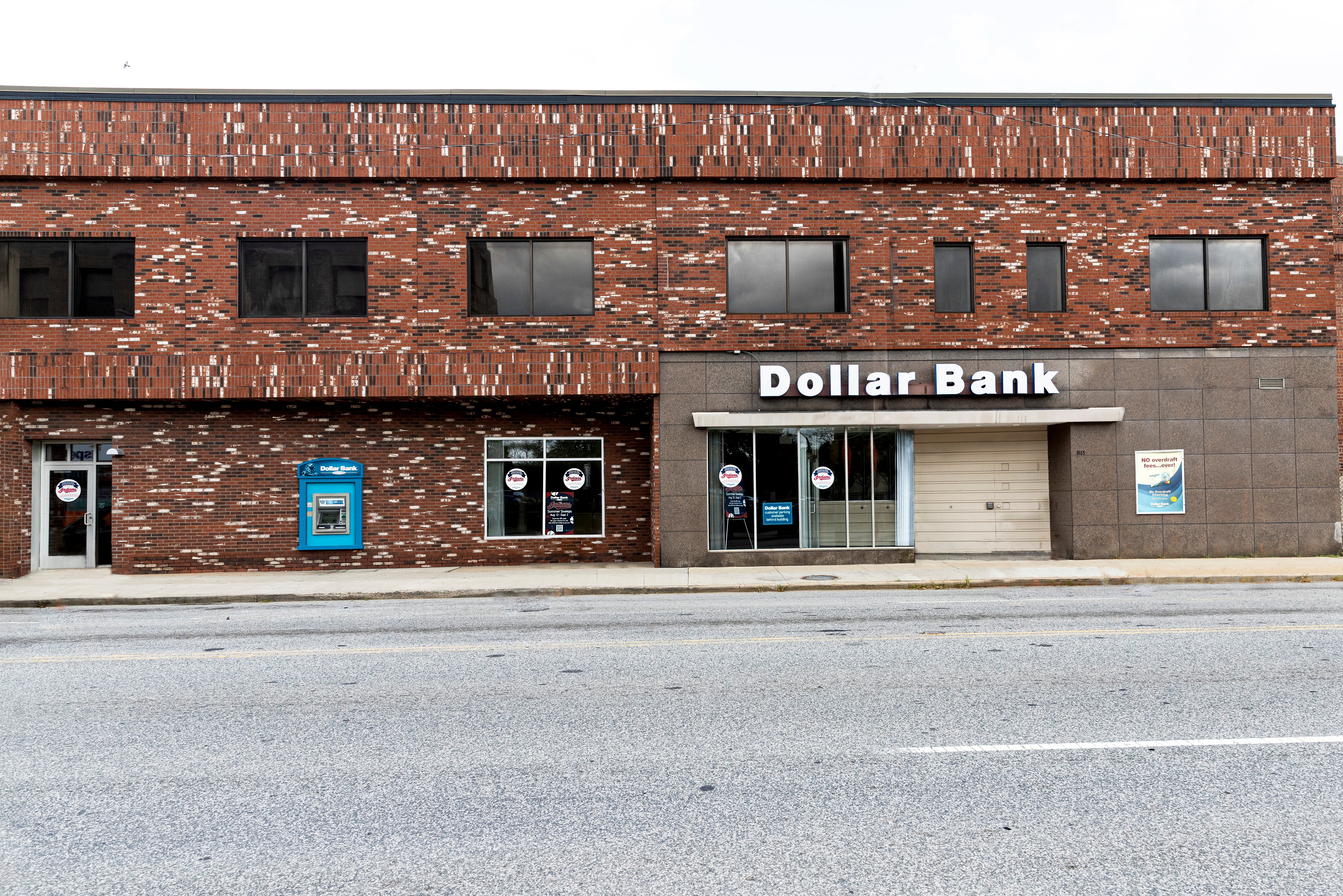 Clark-W. 25th Street Office | Cleveland, Ohio | Dollar Bank