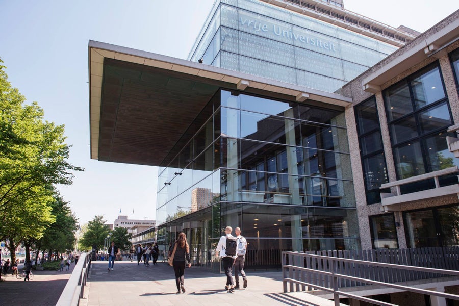 Attention: bring your VU-ID card to campus! - Vrije Universiteit Amsterdam