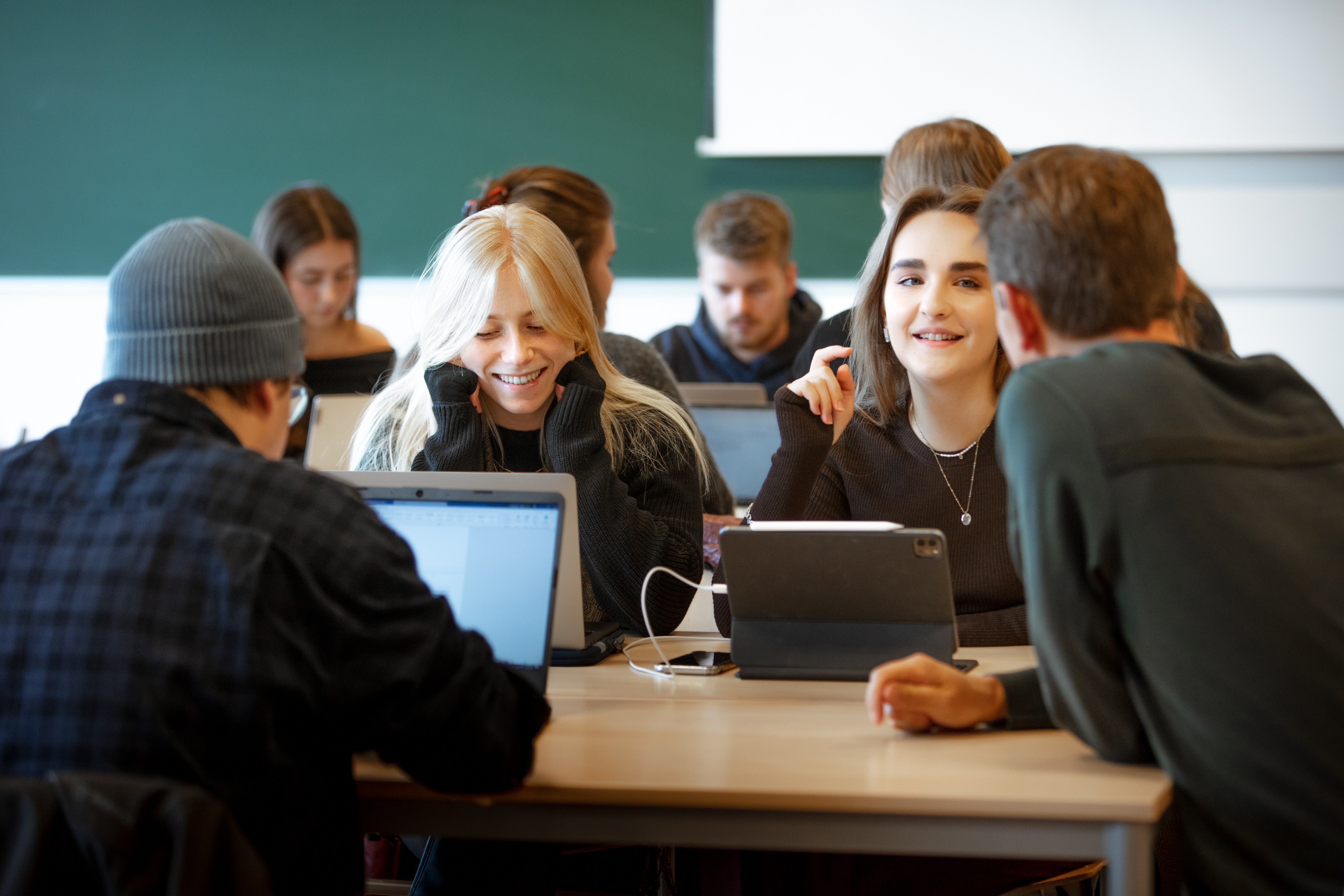 Student wellbeing and study support for Semester in Amsterdam students ...