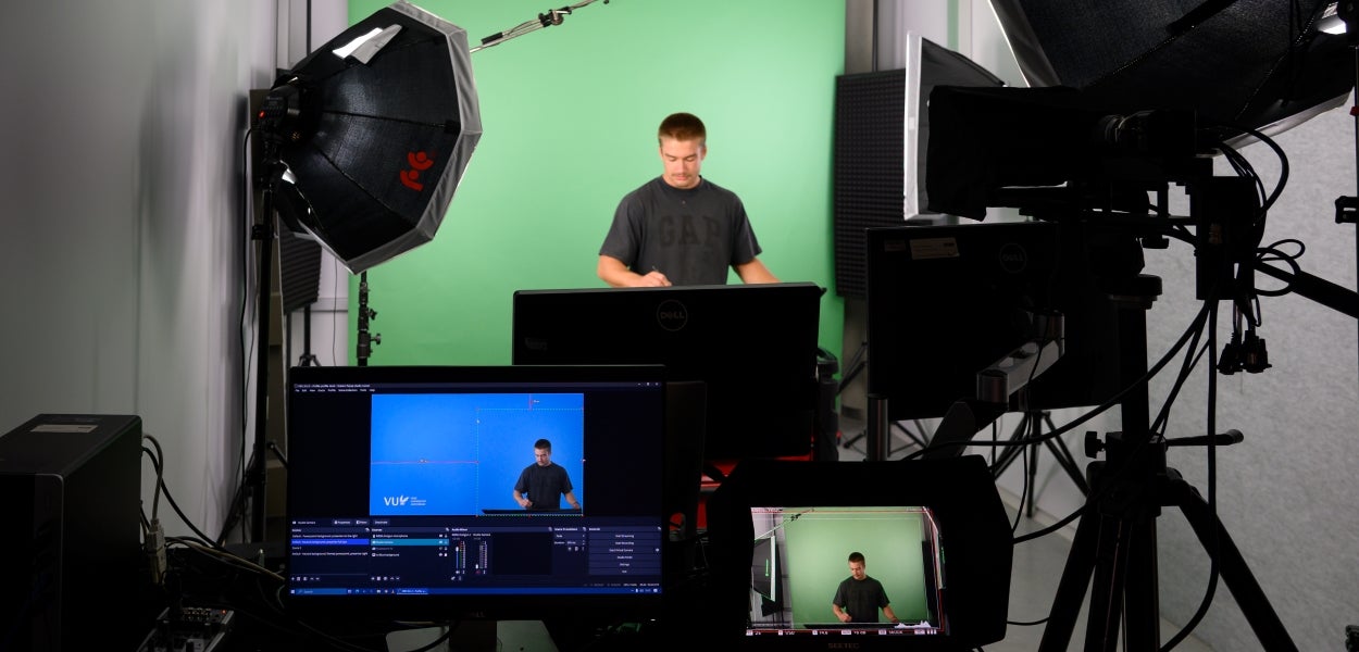 You can now draw live on your slides in the Pop-up studio - Vrije ...