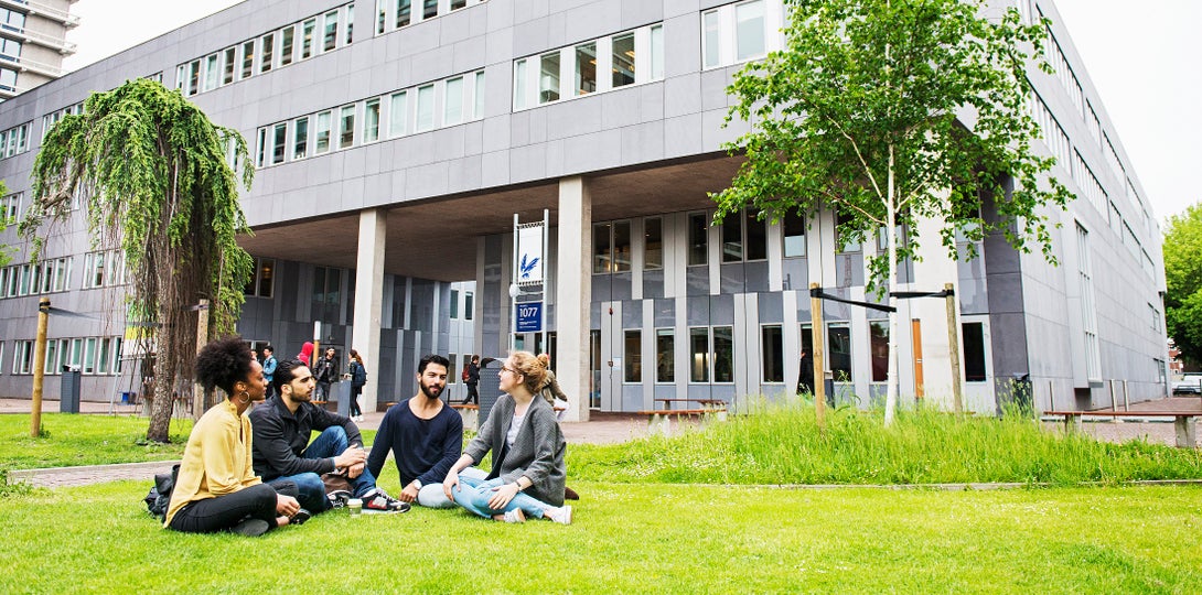 Contact - Vrije Universiteit Amsterdam