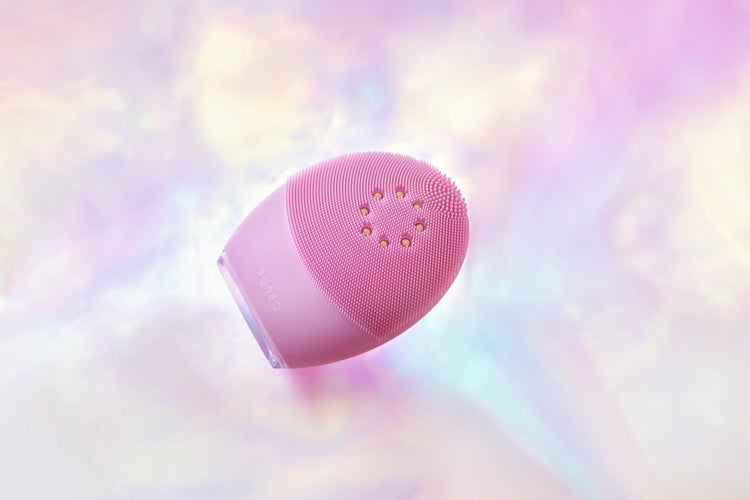 How To: Choose the Right FOREO Cleansing Device for A Radiant ...